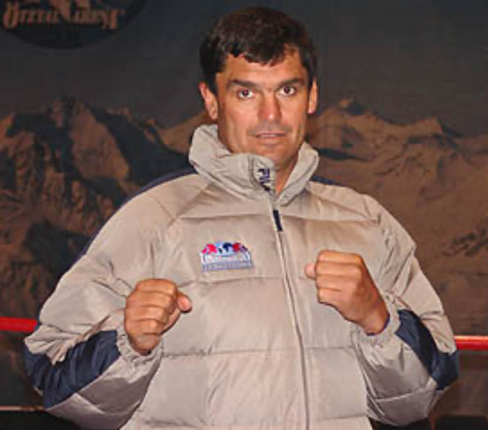 CORRIE SANDERS: The hard-hitting heavyweight champion – Moor Sportz